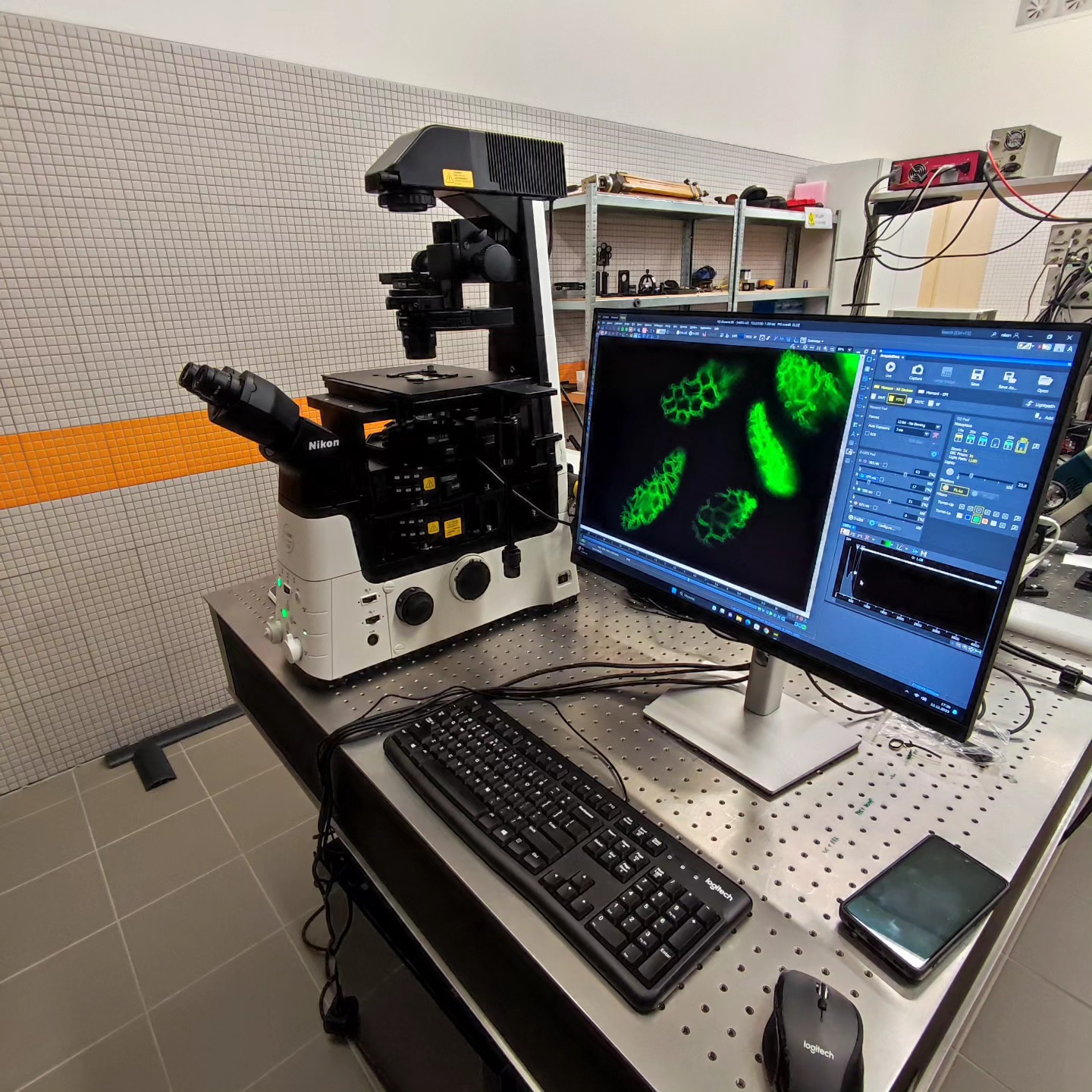 Microscopy Lab – Department of Rare Earths at Adam Mickiewicz ...